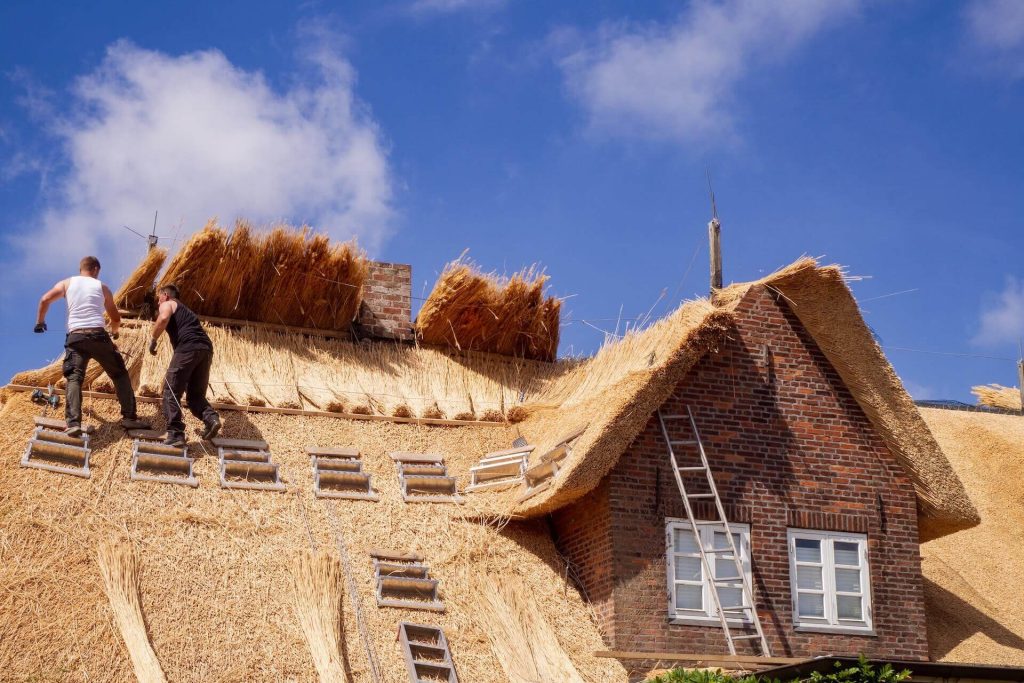 How Much Does a Thatched Roof Cost?
